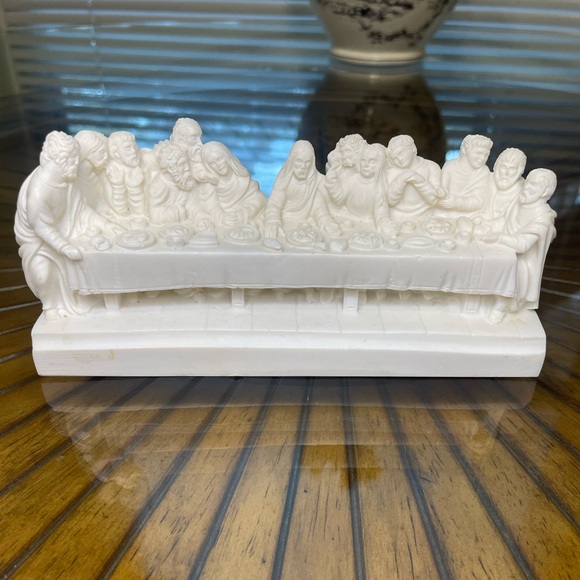 Art | Vtg Hand Carved Alabaster Jesus Last Supper Statue Made In Italy ...